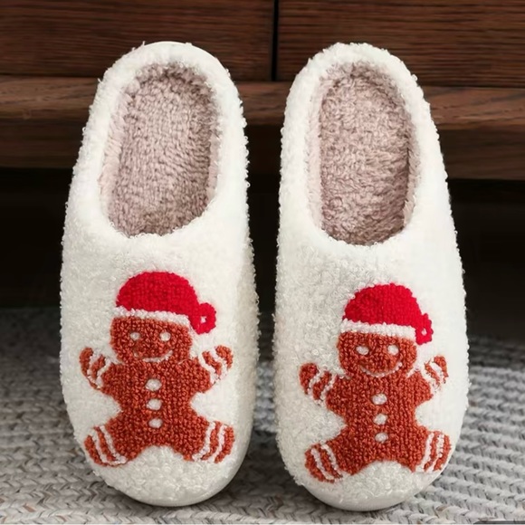 Shoes | Nwt Christmas Gingerbread Man Fuzzy Slipperswarm Cozy Soft ...